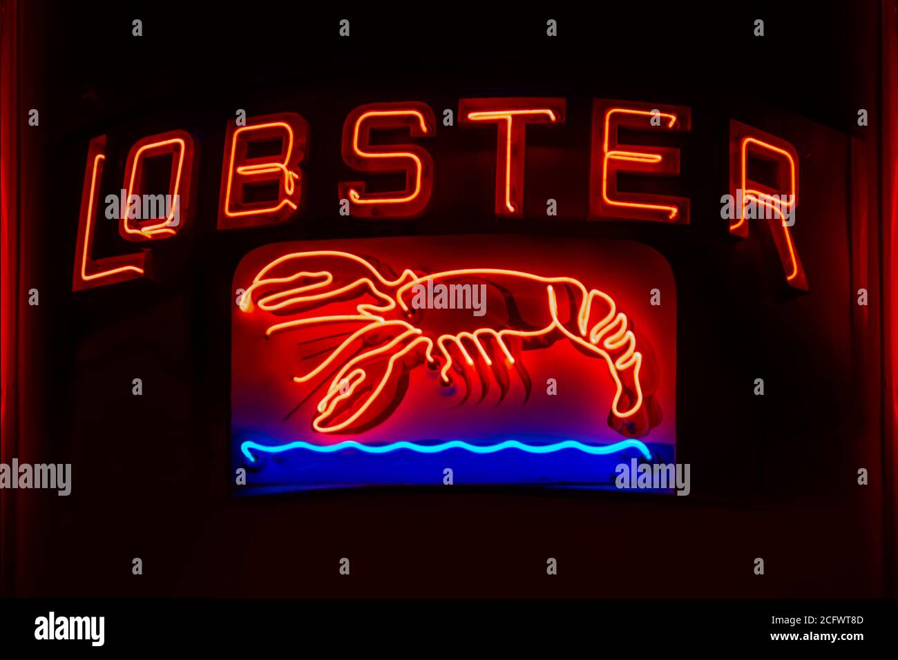 Red lobster sign hi-res stock photography and images - Alamy
