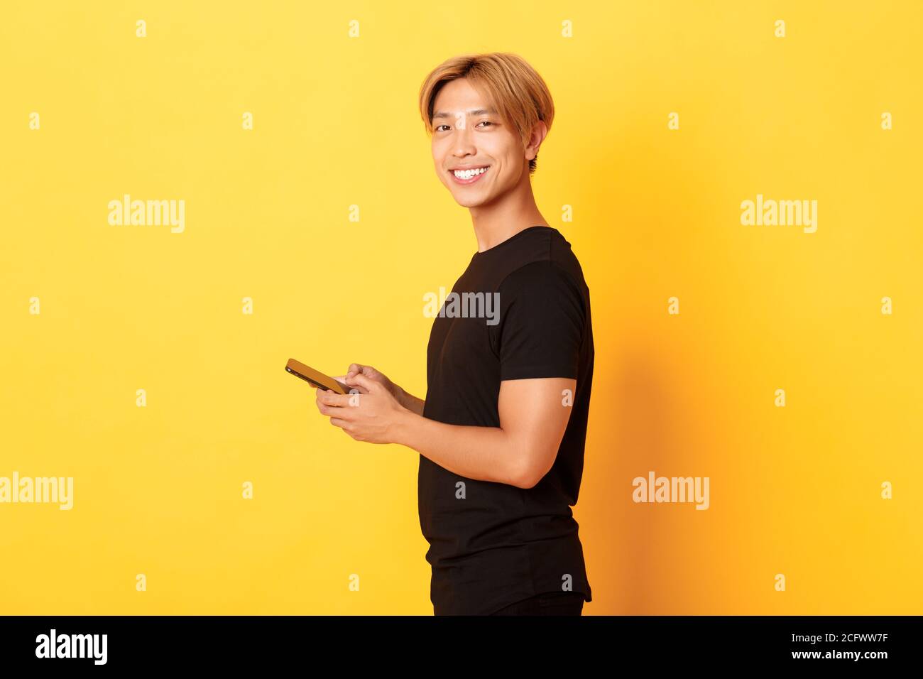 Handsome asian guy profile hi-res stock photography and images - Alamy