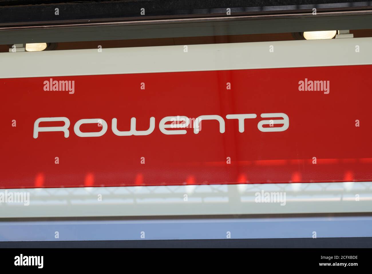 Rowenta hi-res stock photography and images - Alamy
