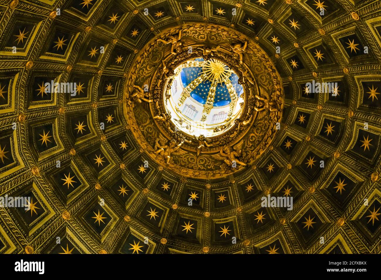 Domical vault hi-res stock photography and images - Alamy
