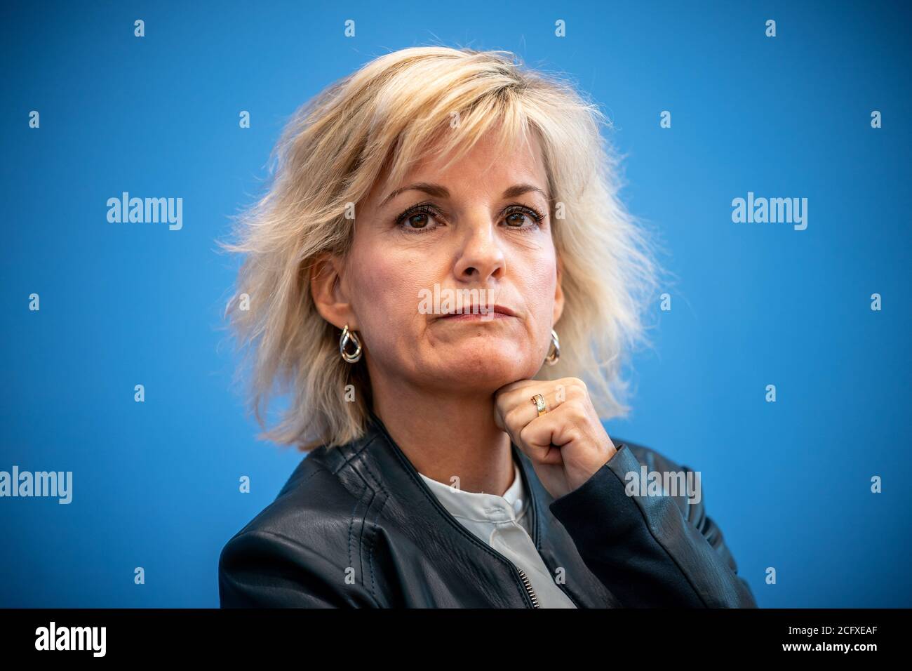 Crime photo hi-res stock photography and images - Alamy