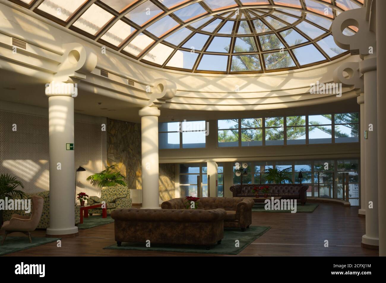 Entrance vestibule hi-res stock photography and images - Alamy