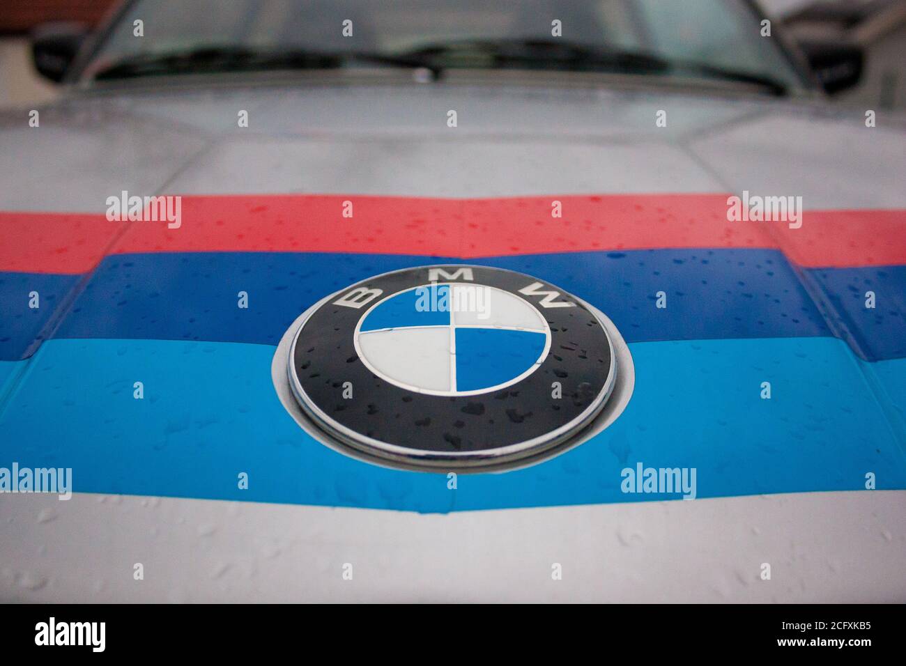 Old bmw logo hi-res stock photography and images - Alamy