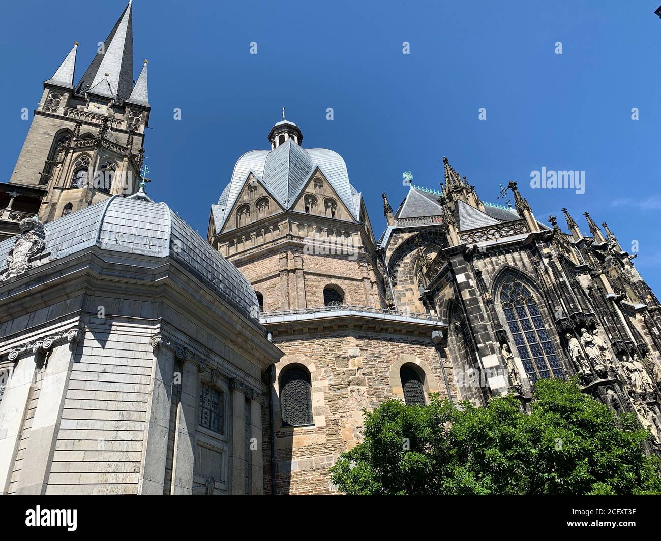 Old aachen cathedral germany hi-res stock photography and images - Alamy