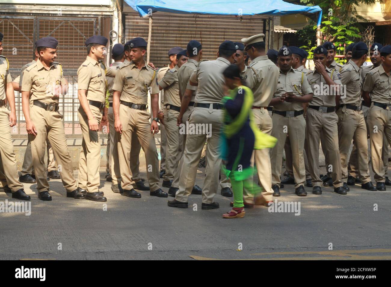 Indian police hi-res stock photography and images - Alamy