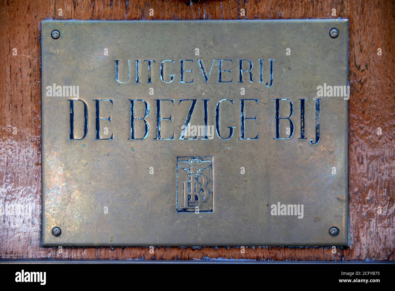 Bij logo design hi-res stock photography and images - Alamy