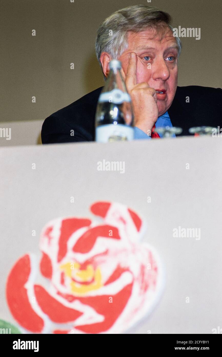 Roy hattersley mp hi-res stock photography and images - Alamy