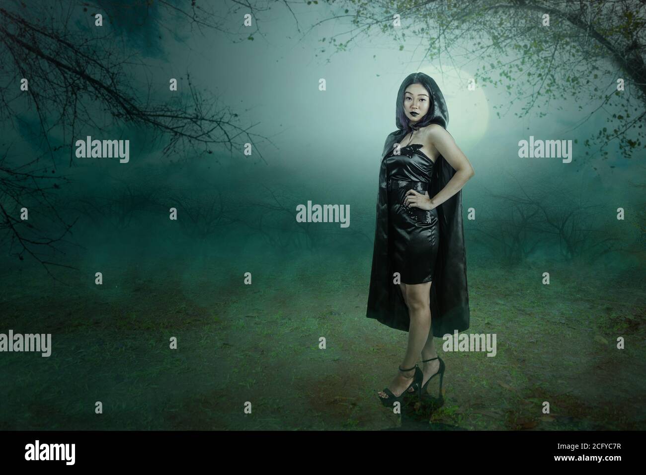 Haunted young woman hi-res stock photography and images - Alamy