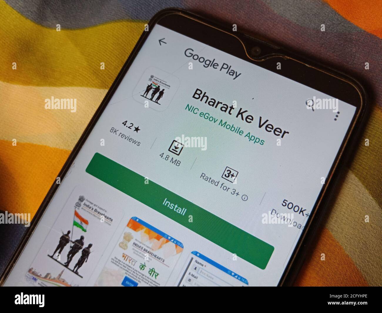 DISTRICT KATNI, INDIA - MAY 04, 2020: Bharat ke veer army app smart ...