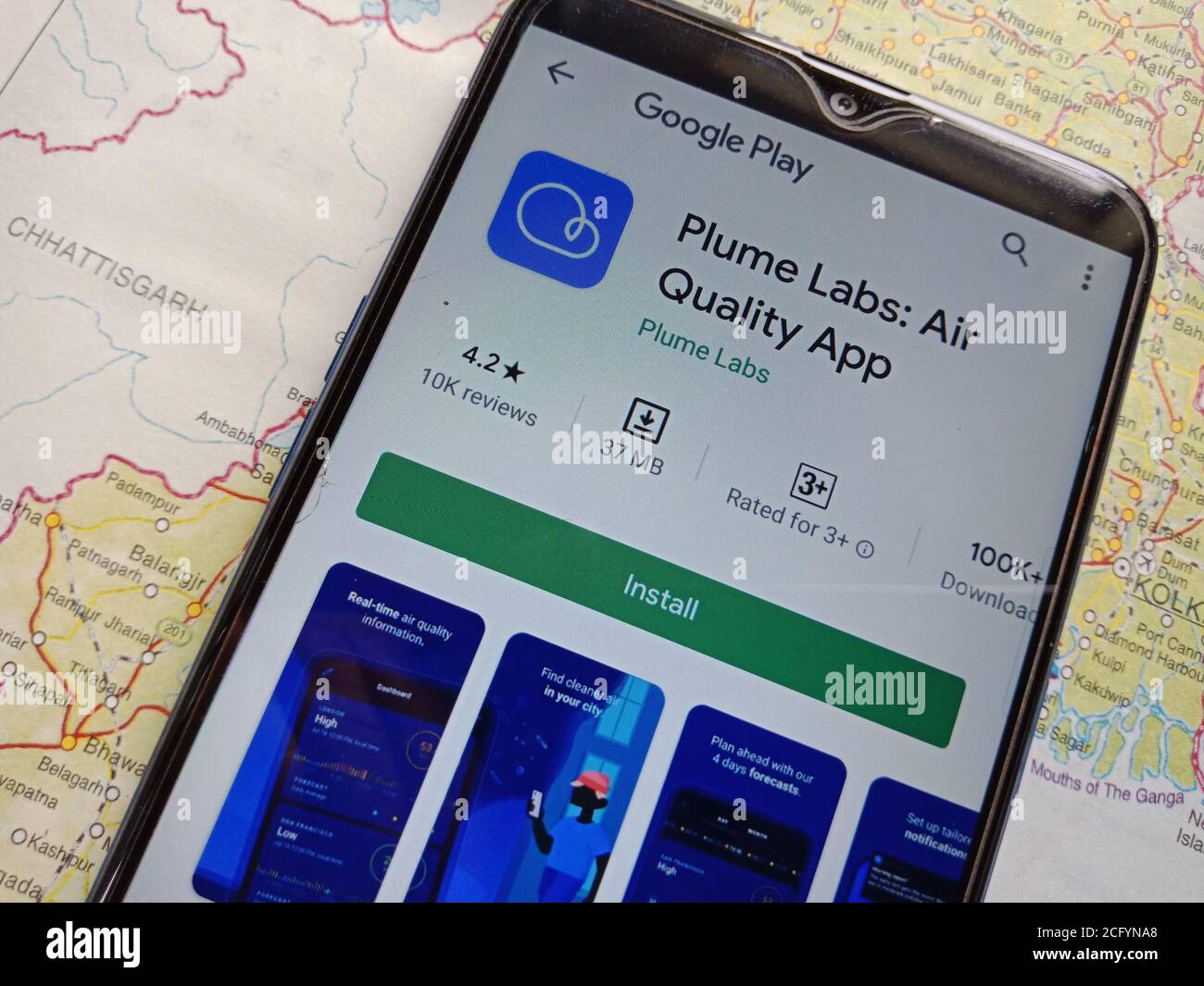 DISTRICT KATNI, INDIA - MAY 04, 2020: Plume Labs Air quality app ...