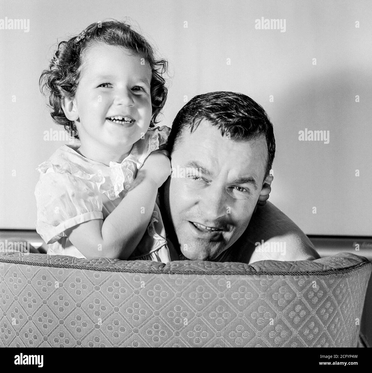 Father and daughter 1950s hi-res stock photography and images - Alamy
