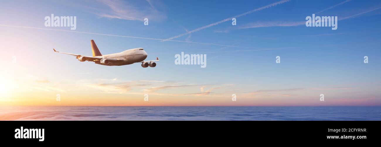 Fastest commercial plane hi-res stock photography and images - Alamy