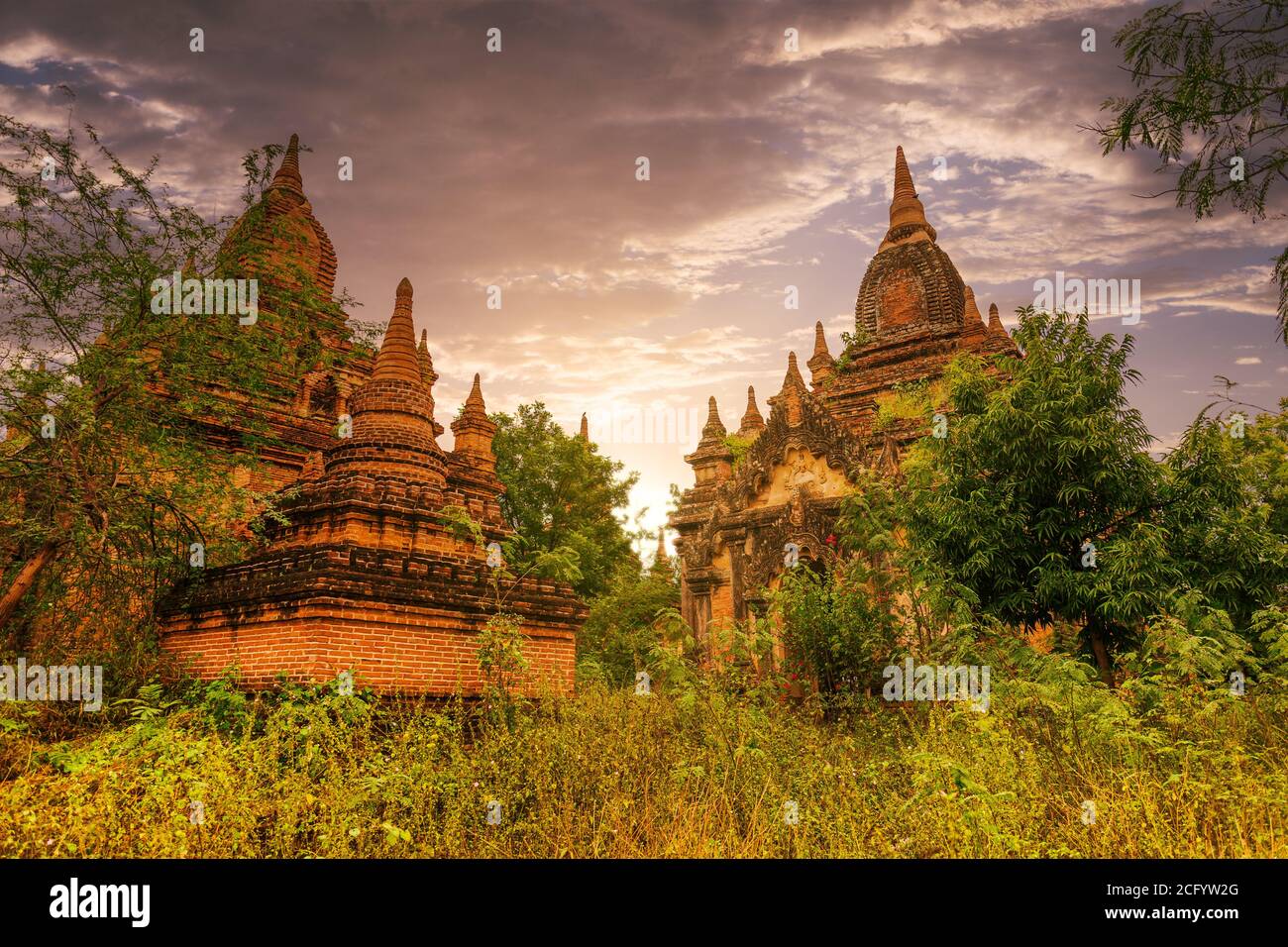 Myanmar temples in the Bagan Archaeological Zone Stock Photo - Alamy