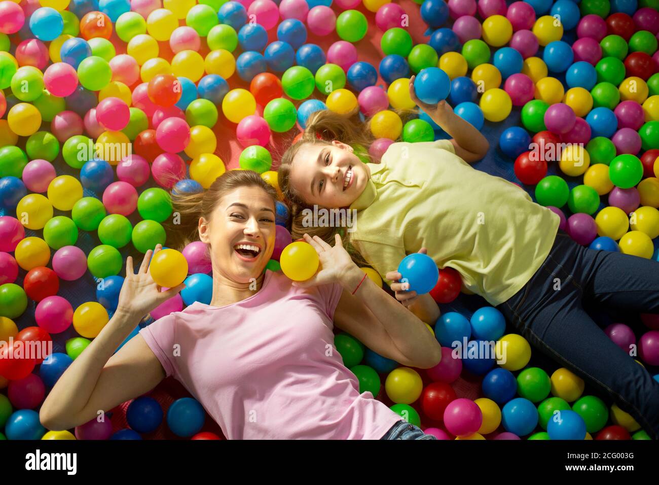 Ball pit above hi-res stock photography and images - Alamy