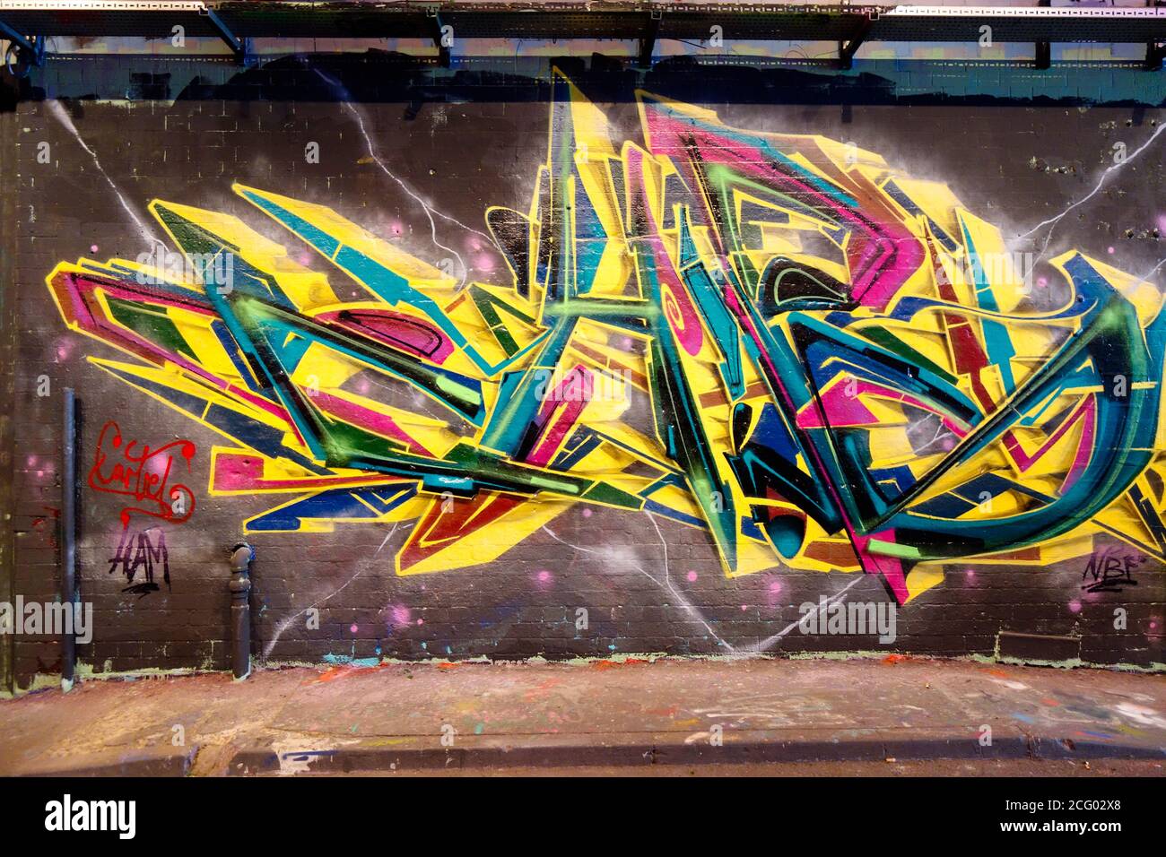 Graffiti london hi-res stock photography and images - Alamy