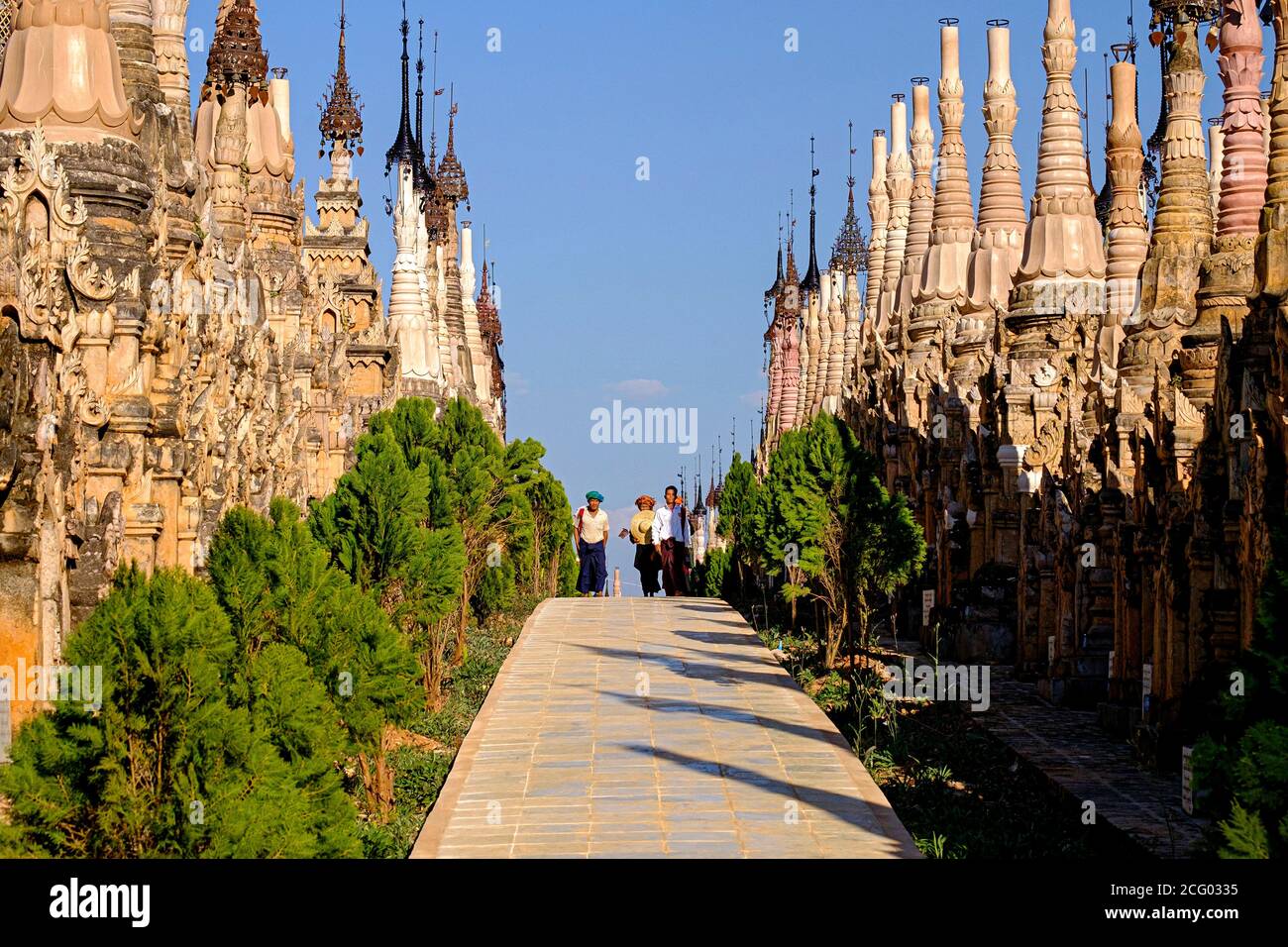 Myanmar (Burma), Shan state, Kakku pagodas, built by King Narapatisithu ...