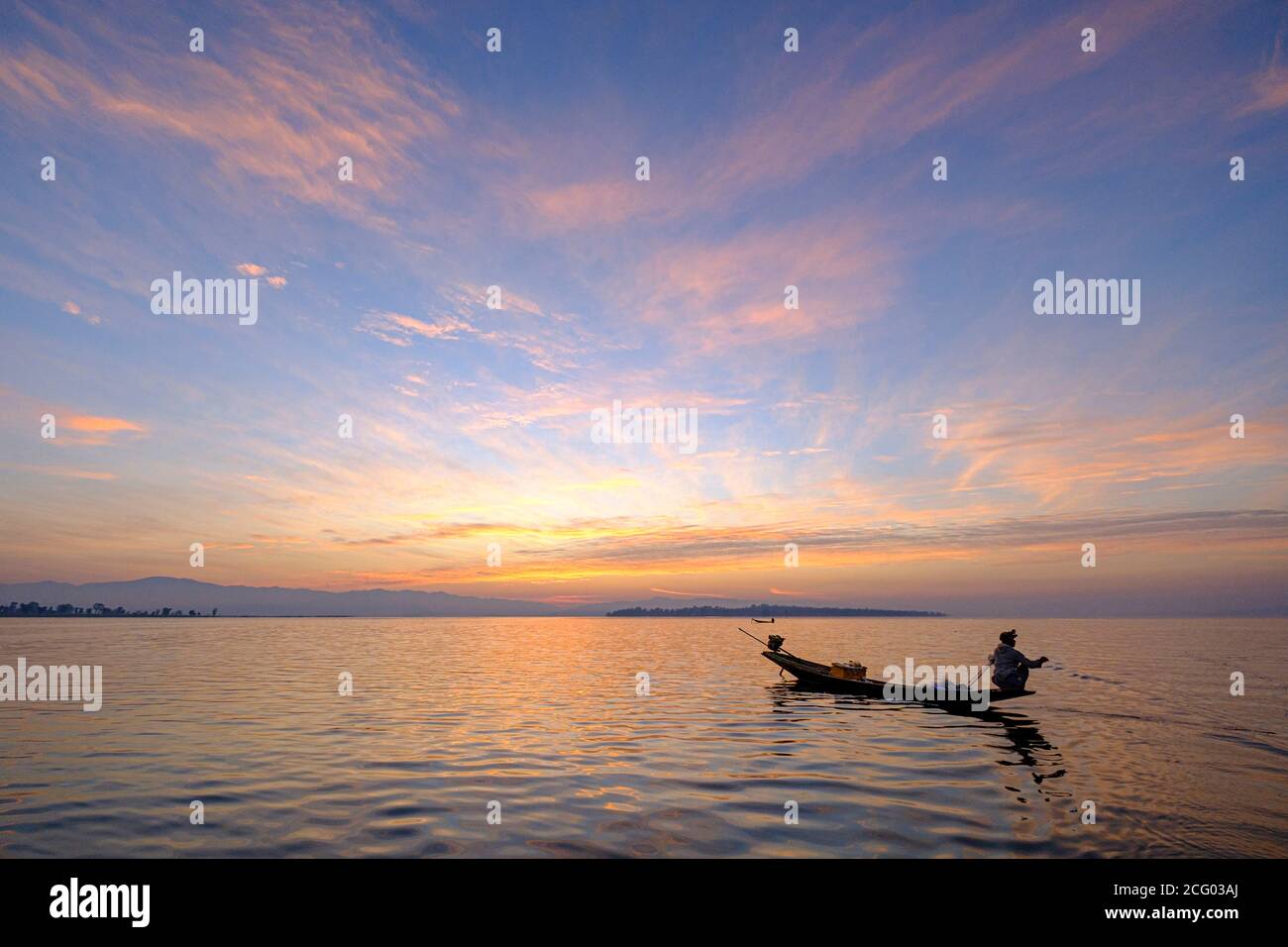 Myanmar (Burma), Shan state, Inle Lake, Pekhon Stock Photo - Alamy