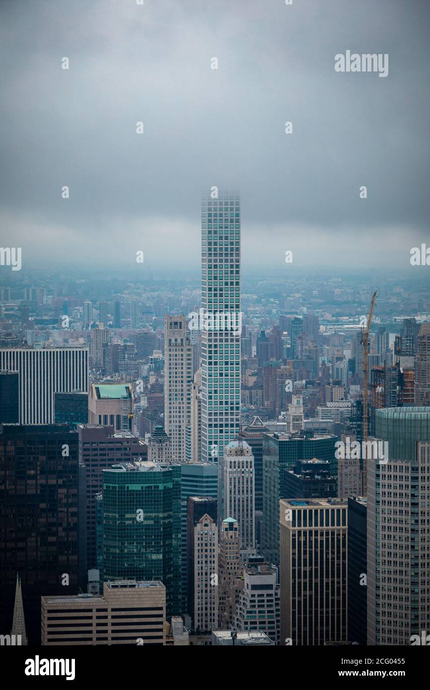 Tall nyc hi-res stock photography and images - Alamy