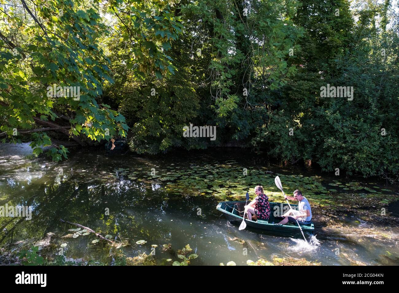 Banks of the yerres hi-res stock photography and images - Alamy