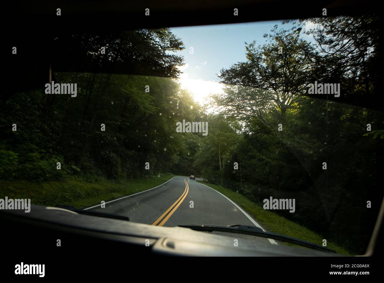 Car windsheild hi-res stock photography and images - Alamy