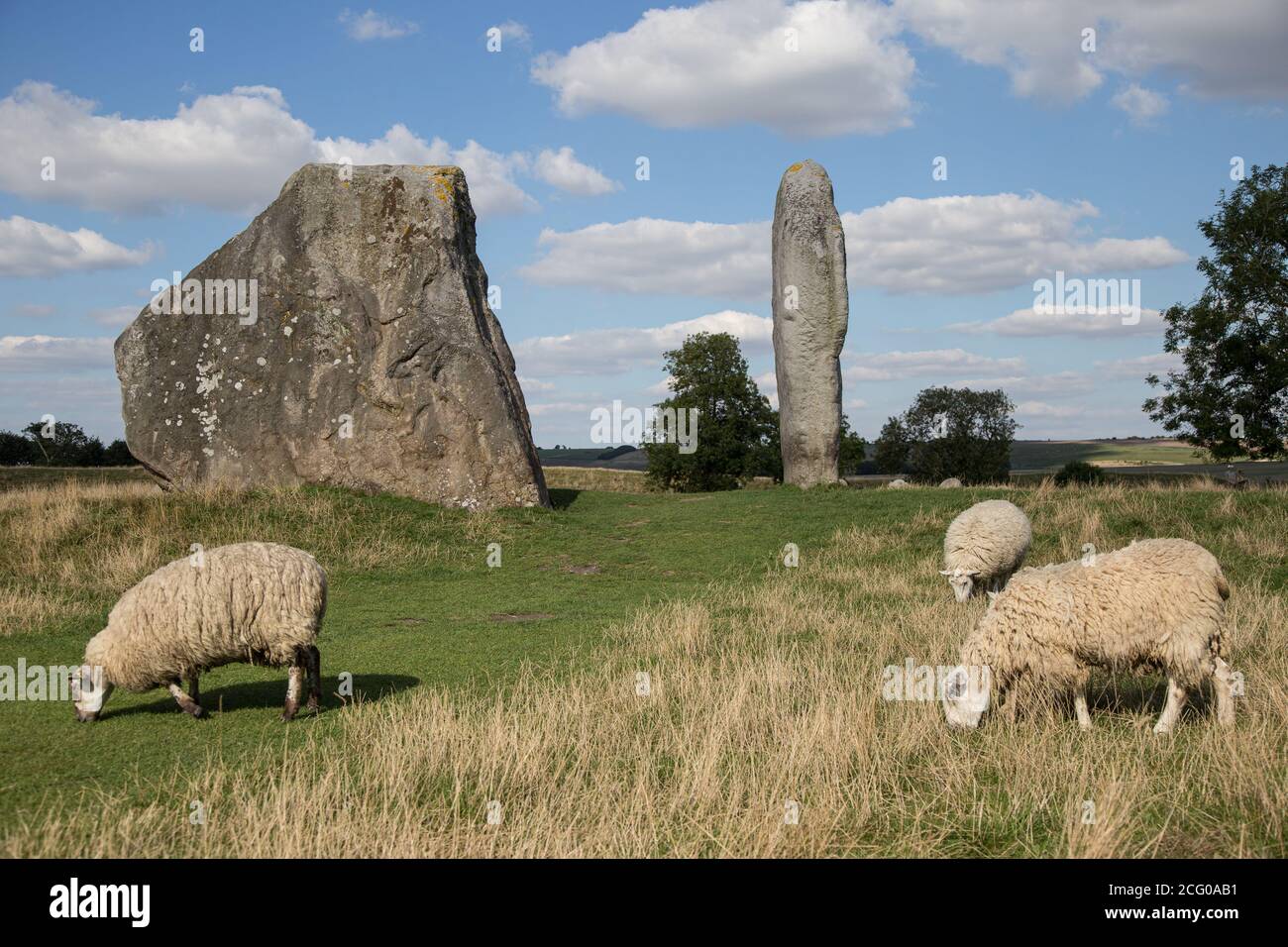 Neolithic standing stones at Avebury England. 12.08.16 Stock Photo - Alamy