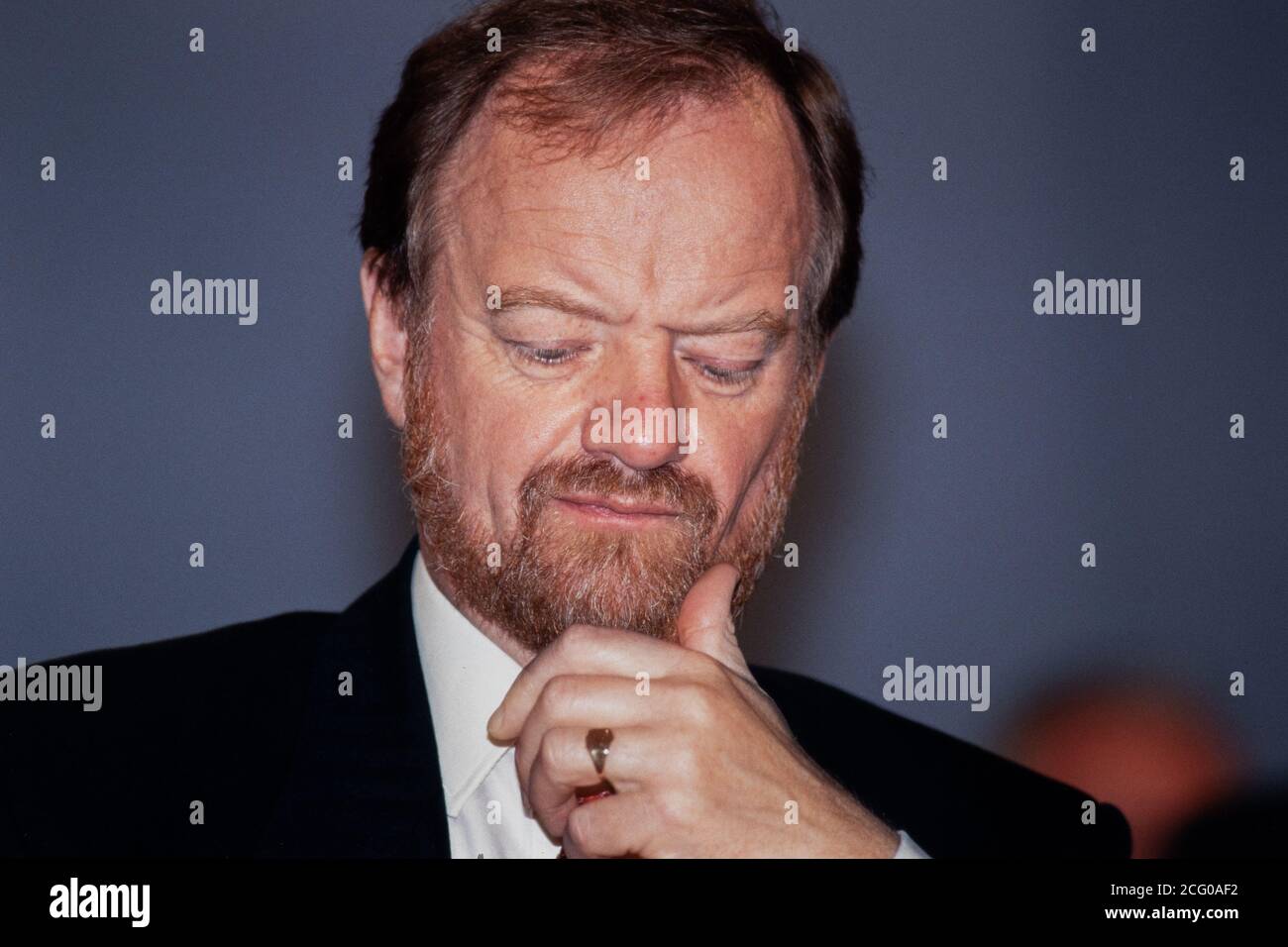 Robin cook writer hi-res stock photography and images - Alamy