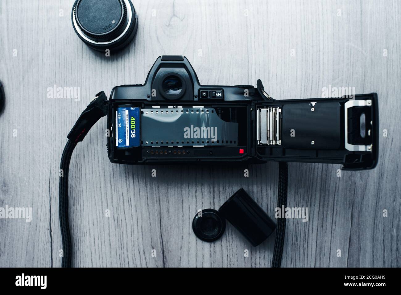Interchangeable lens cameras hi-res stock photography and images - Alamy