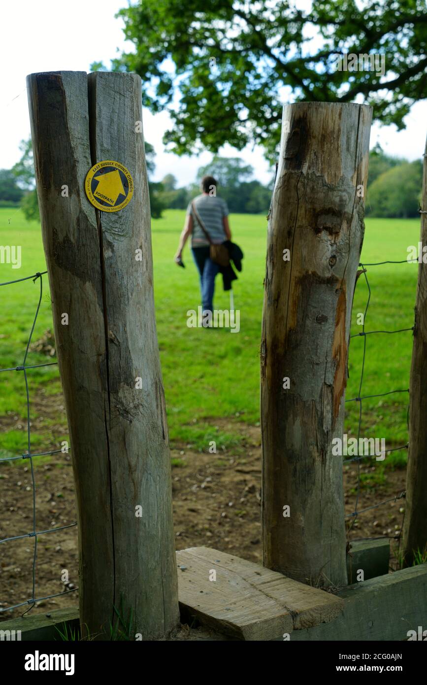 Stile walking footpath right of way hi-res stock photography and images ...