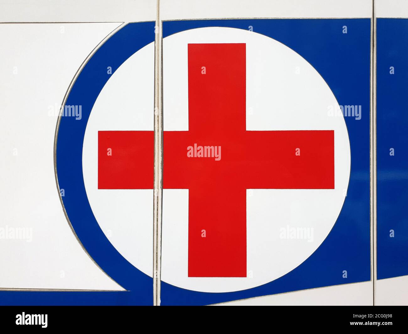 Red cross on the door of an ambulance car Stock Photo - Alamy
