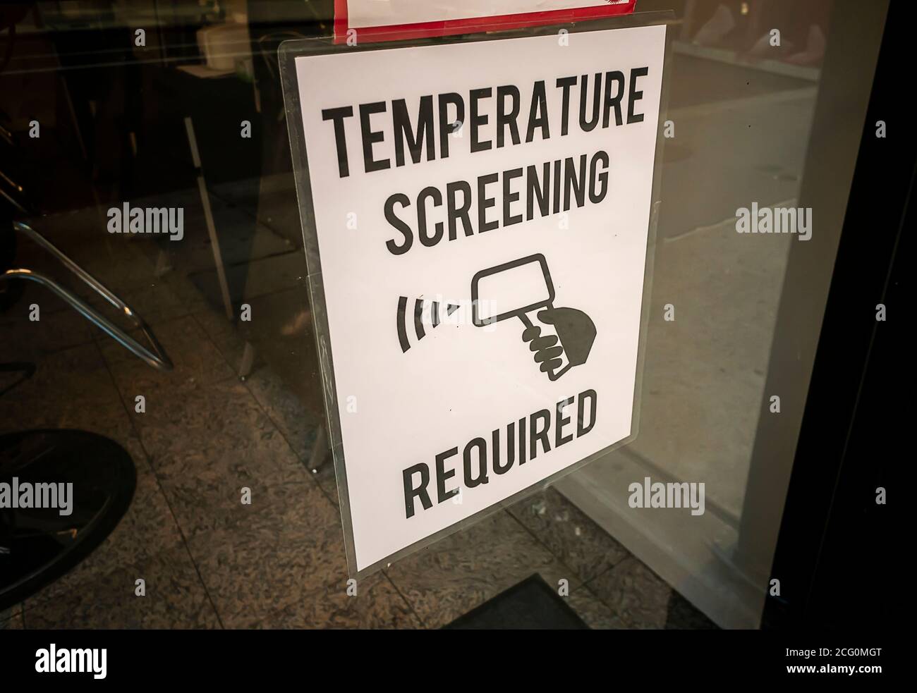 Temperature screening hi-res stock photography and images - Alamy