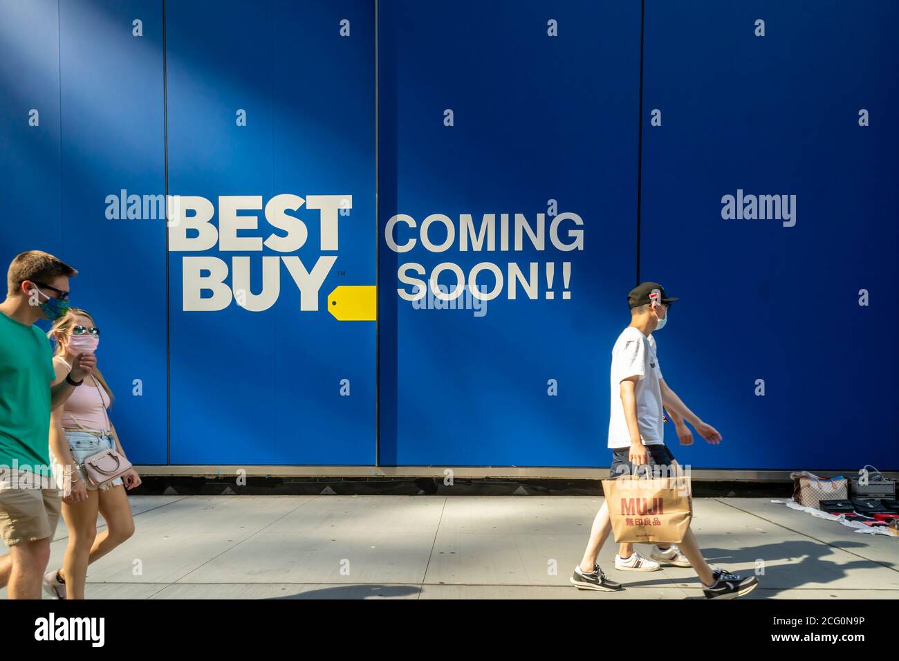 Coming soon construction hi-res stock photography and images - Alamy