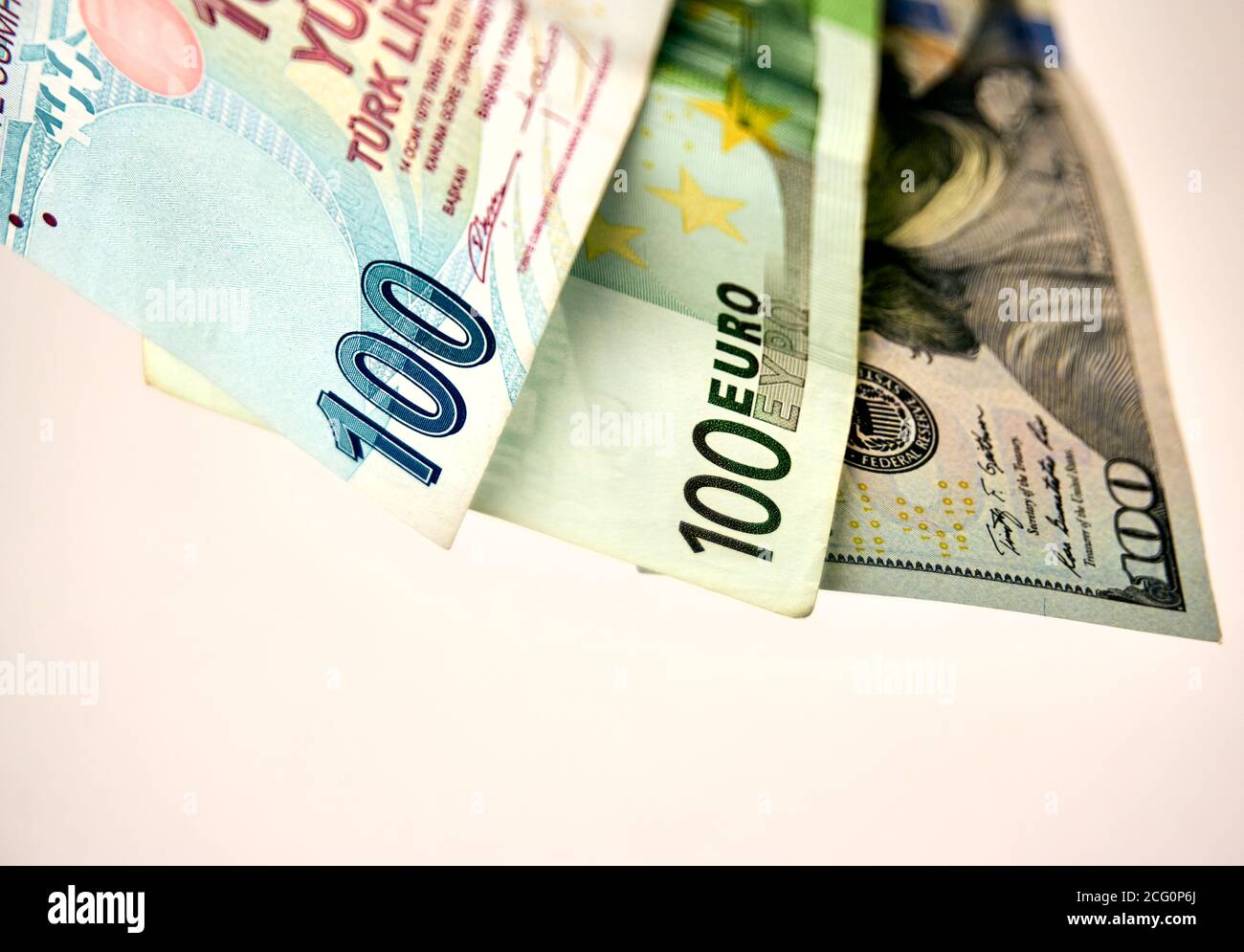 100 lira banknote hi-res stock photography and images - Alamy