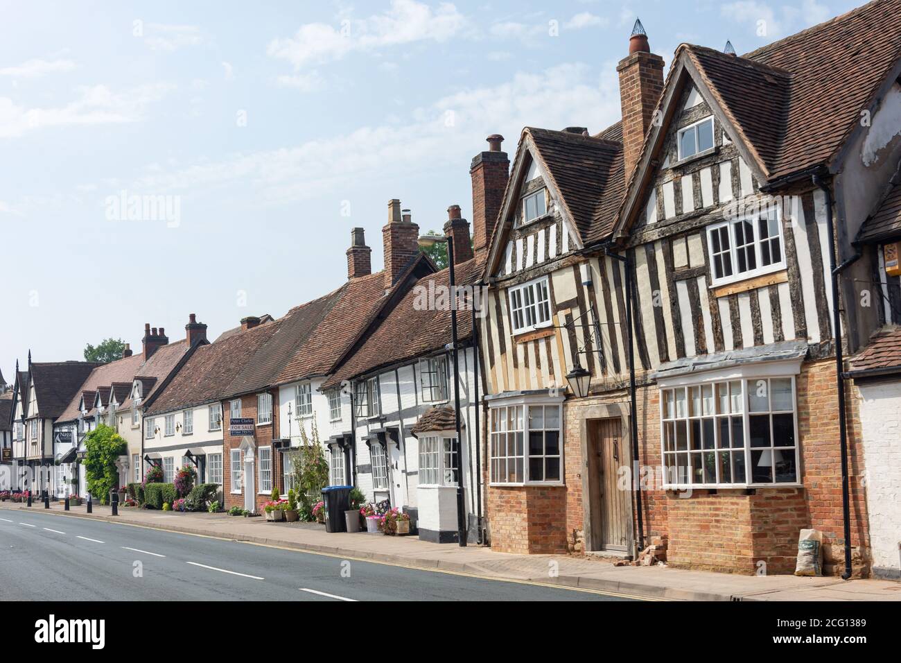 Period buildings, High Street, Henley-in-Arden, Warwickshire, England ...