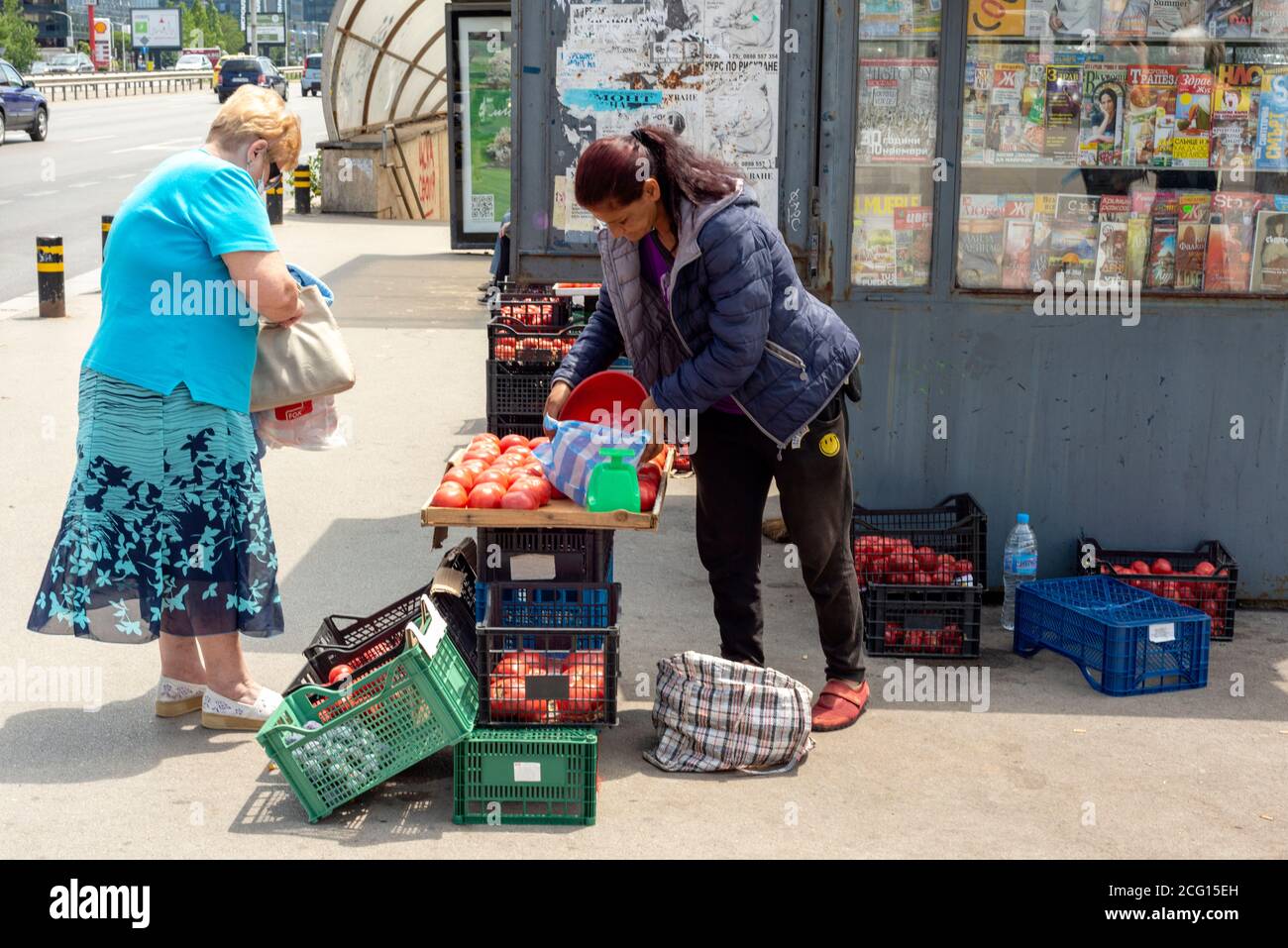 Gypsy and street hi-res stock photography and images - Alamy
