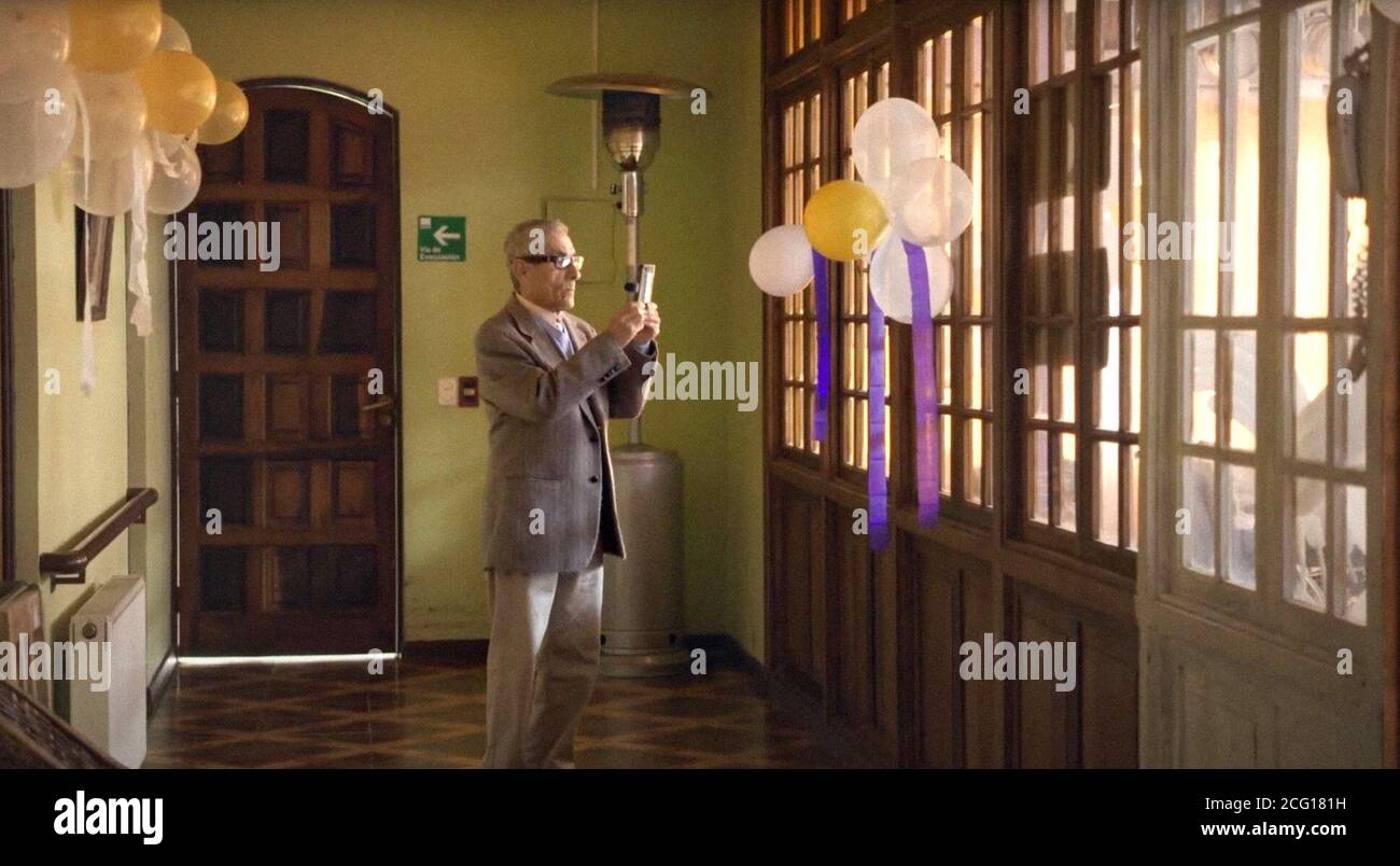 THE MOLE AGENT, Sergio Chamy, 2020. © Gravitas Ventures / Courtesy ...