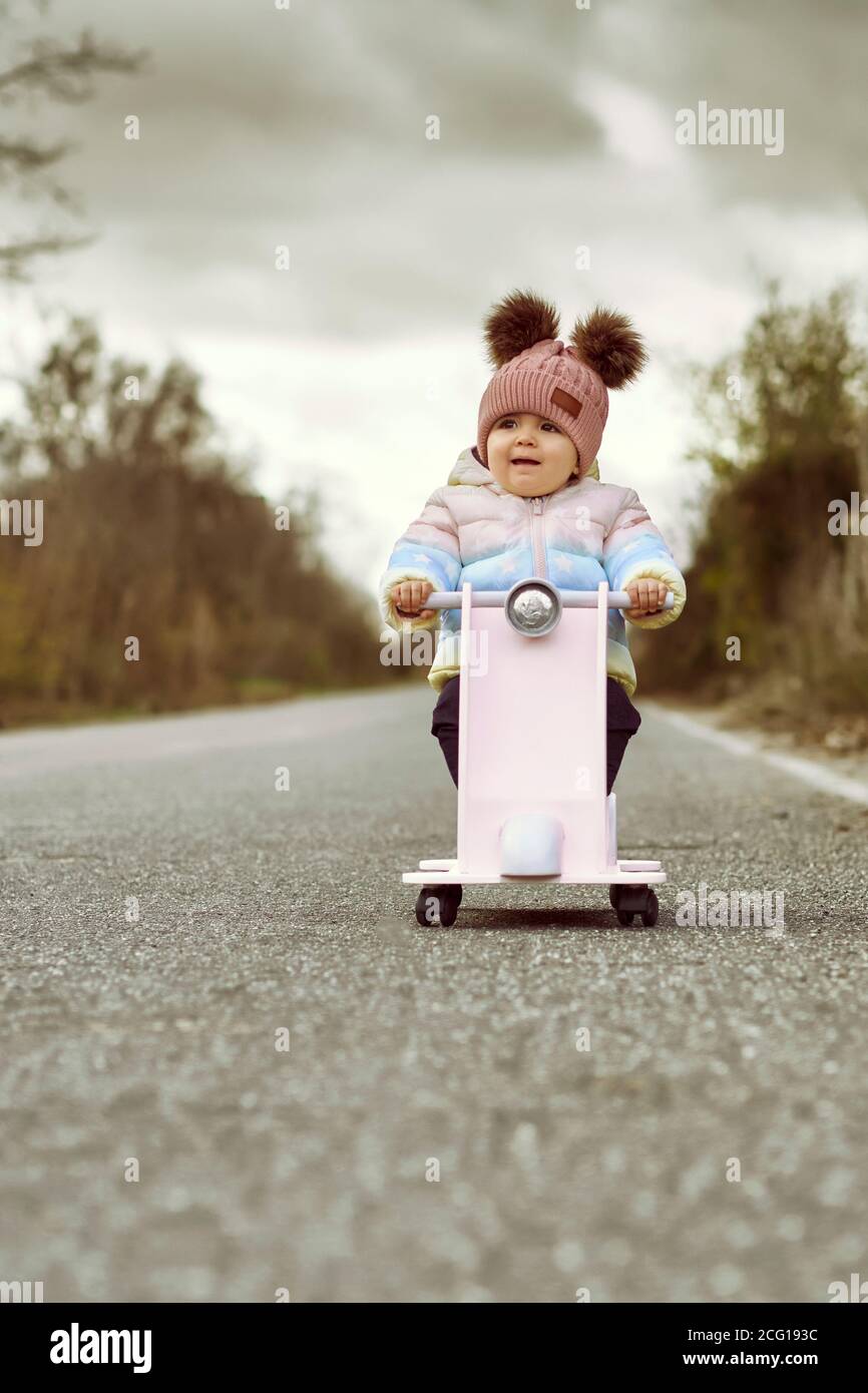 Baby driving hi-res stock photography and images - Alamy