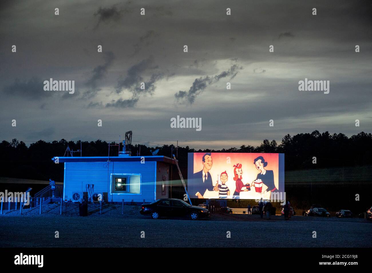 Projection building and a screen at a Drive-in movie Theater Stock ...