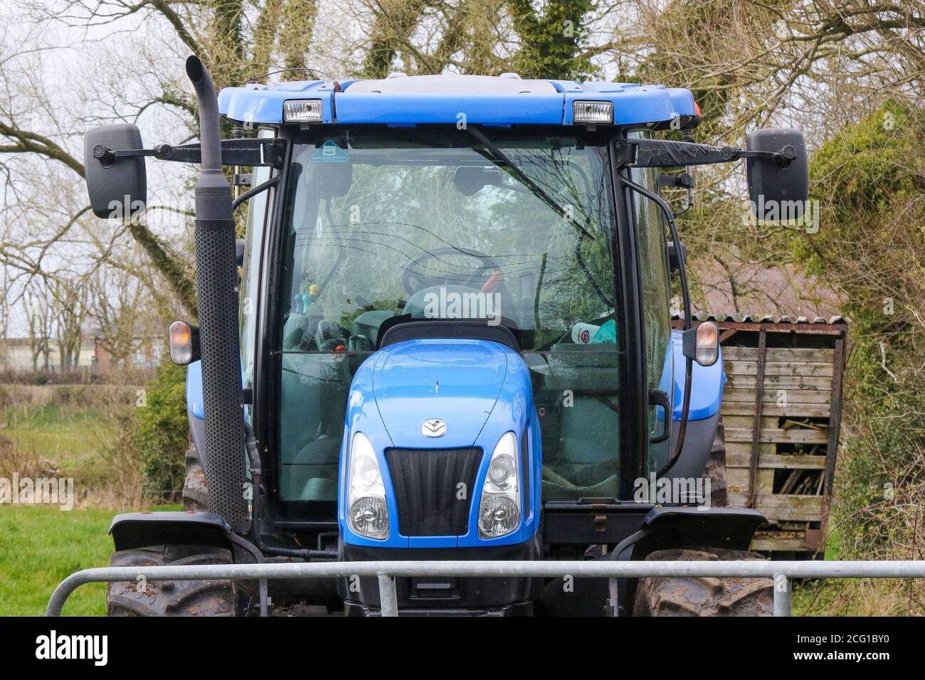 Tractor screen mirrors hi-res stock photography and images - Alamy