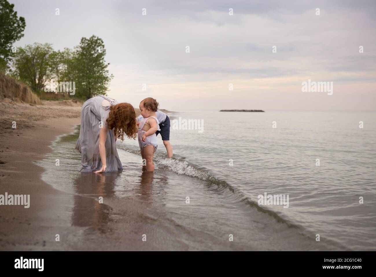 Three siblings girls hi-res stock photography and images - Alamy