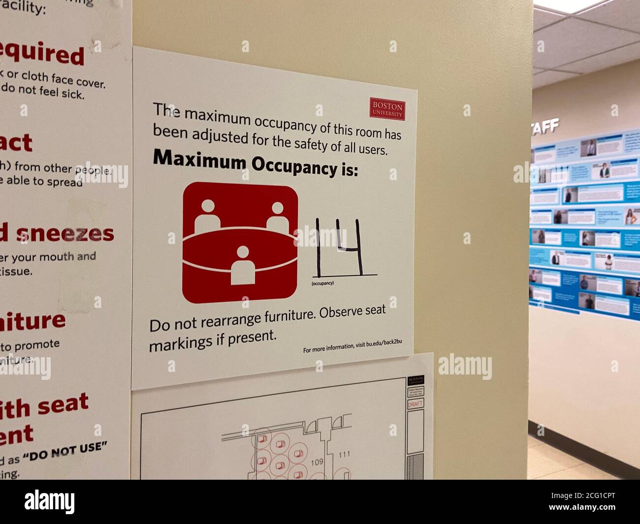 Harvard university campus sign hi-res stock photography and images - Alamy