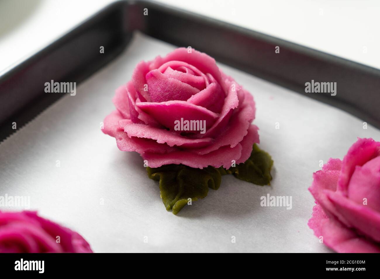 Red rose flower mooncake Stock Photo - Alamy