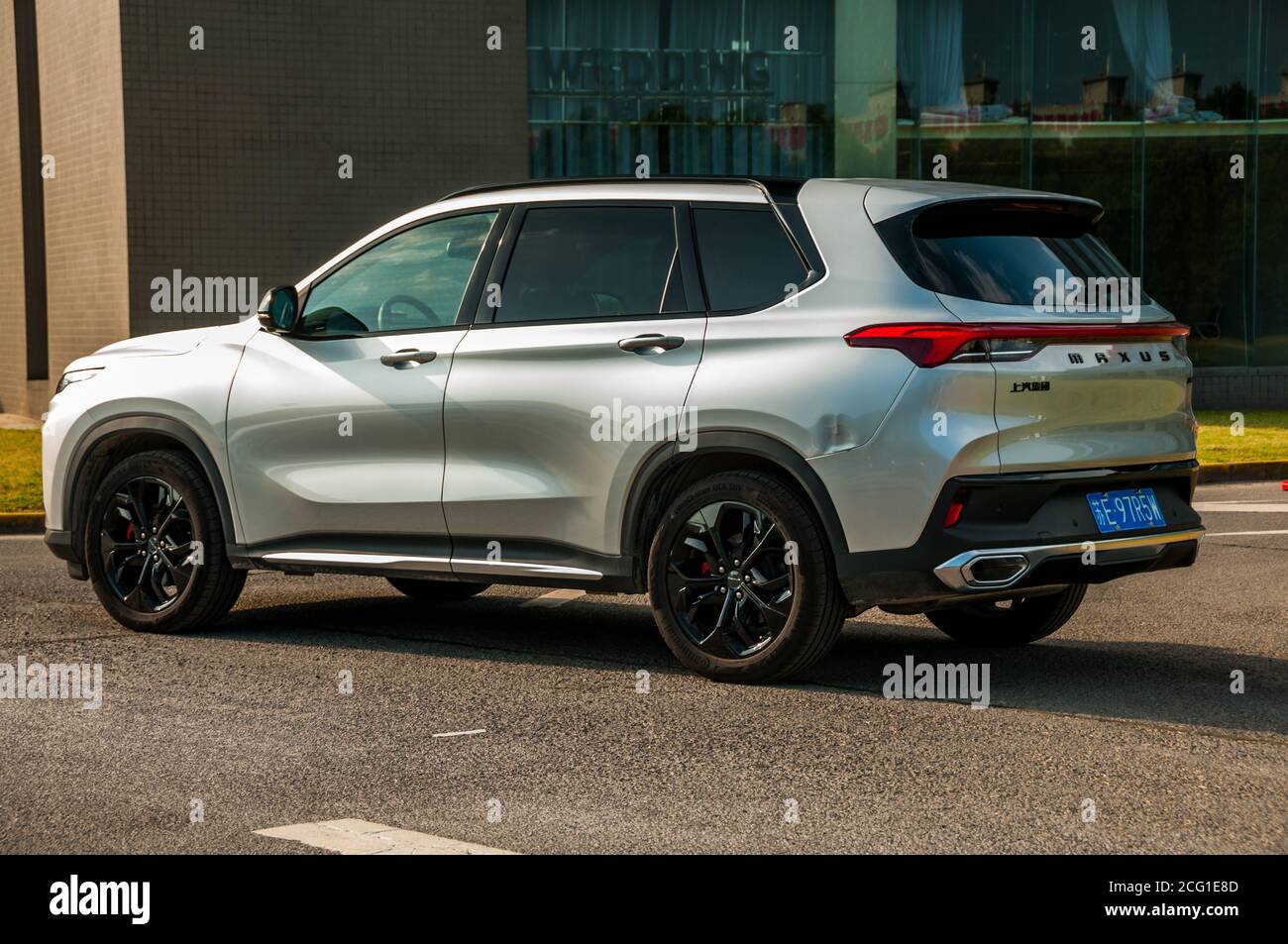 A 1.5T Maxus D60 SUV car in Shanghai, China Stock Photo - Alamy