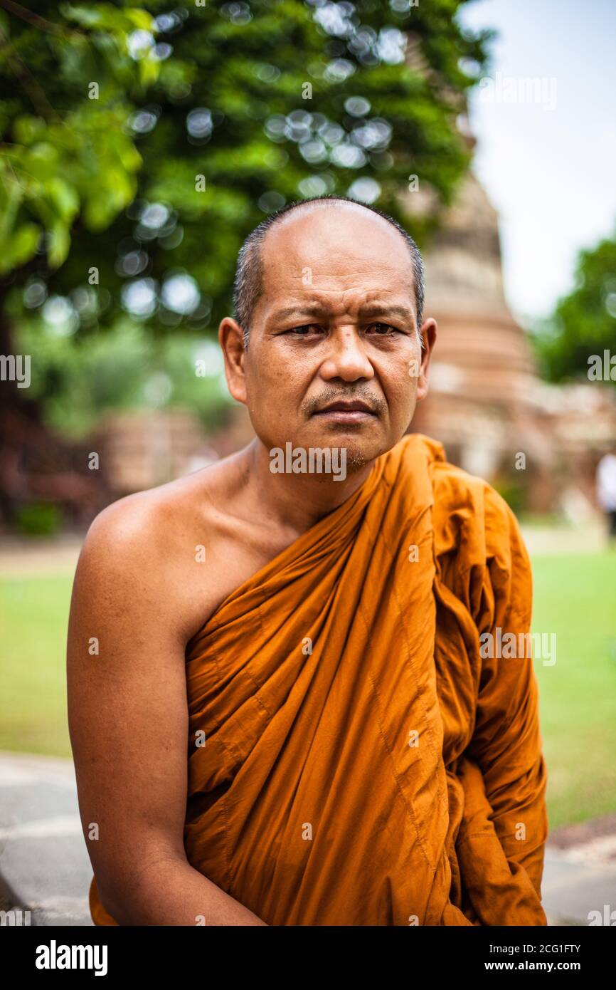 BANGKOK, THAILAND - November 11, 2018: monk posing at temple Stock ...