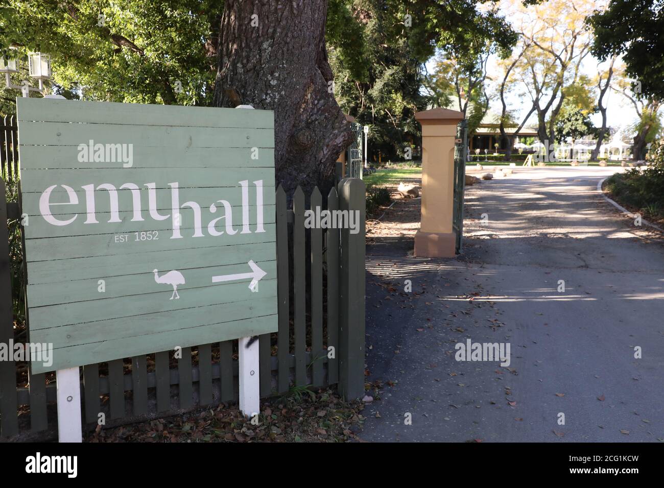 Emu hall hi-res stock photography and images - Alamy