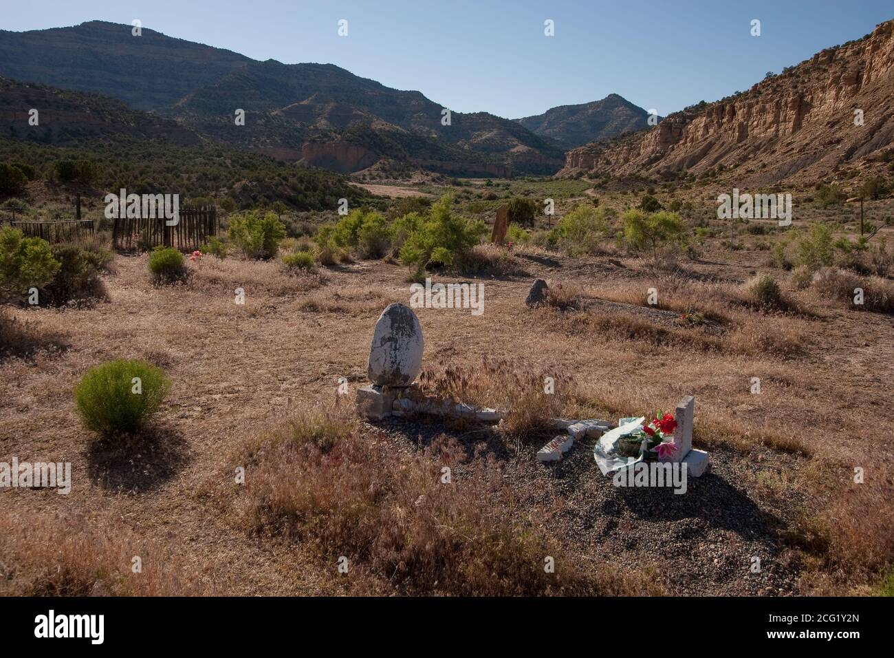 Western cliffs of the cemetery hi-res stock photography and images - Alamy