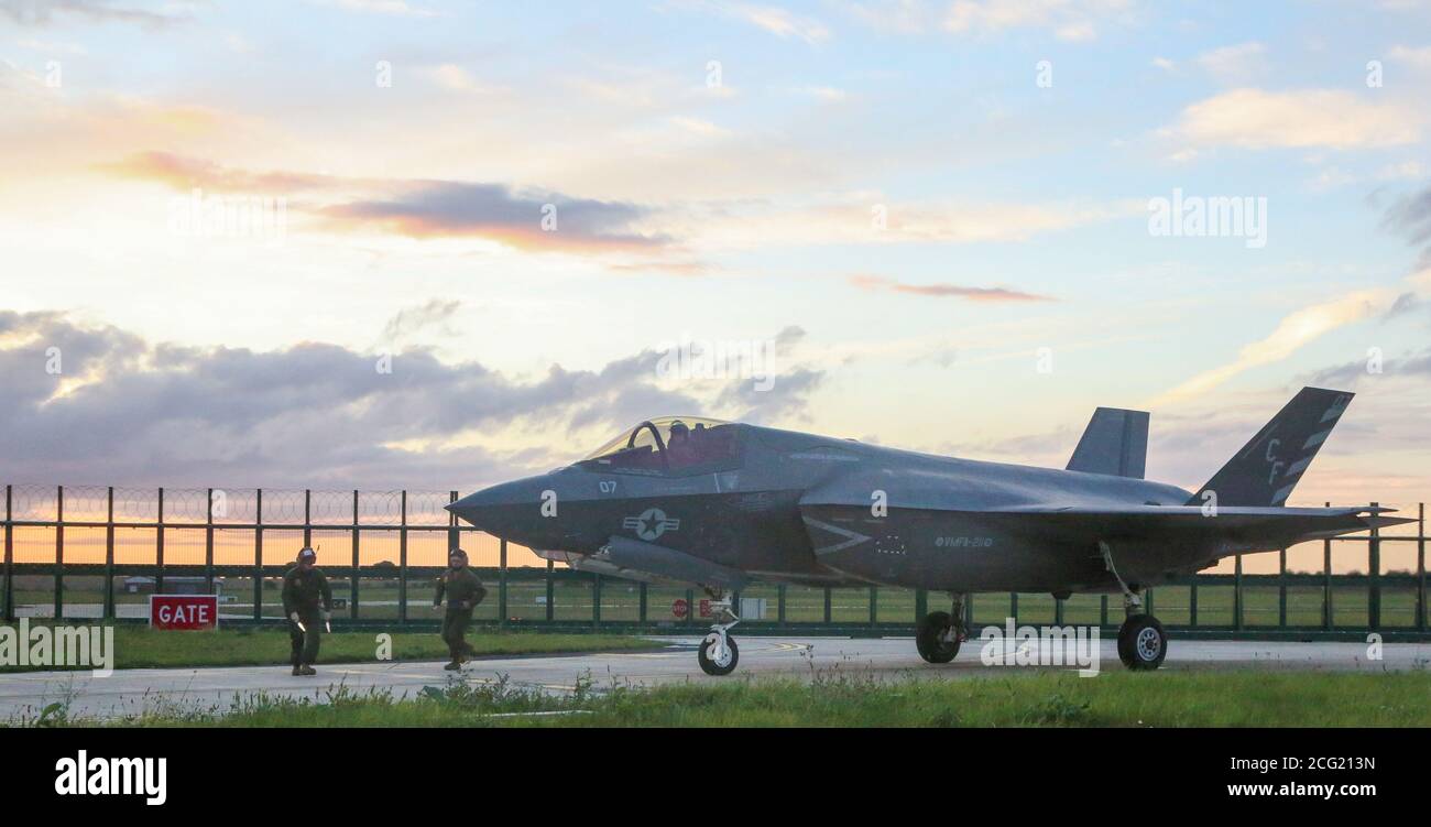 Marines with Marine Fighter Attack Squadron 211 (VMFA-211), Marine ...
