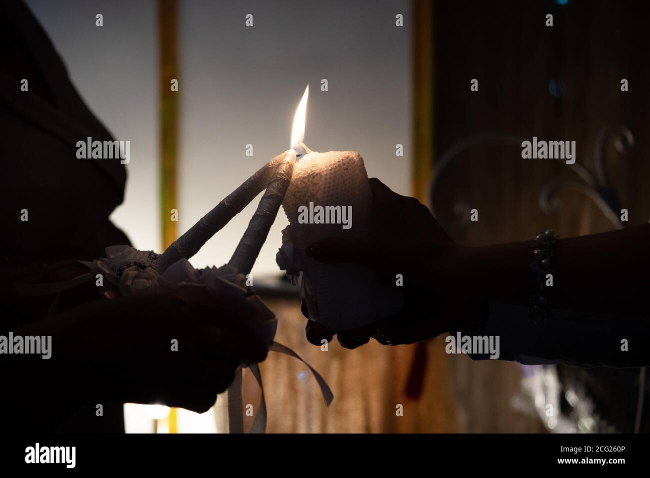 Hand light hi-res stock photography and images - Alamy