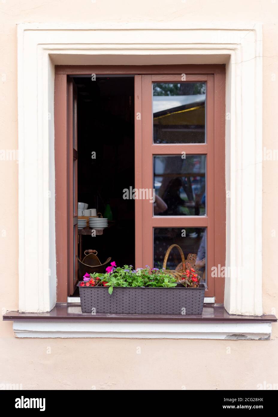 Beige walls hi-res stock photography and images - Alamy