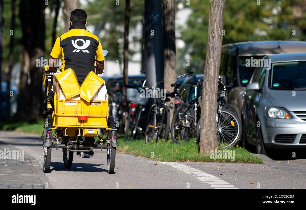 The postman logo hi-res stock photography and images - Alamy