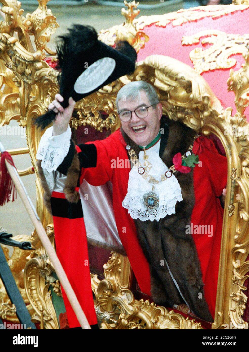 PAP 3 12.11.94. LONDON. The new Lord Mayor of London, Alderman ...